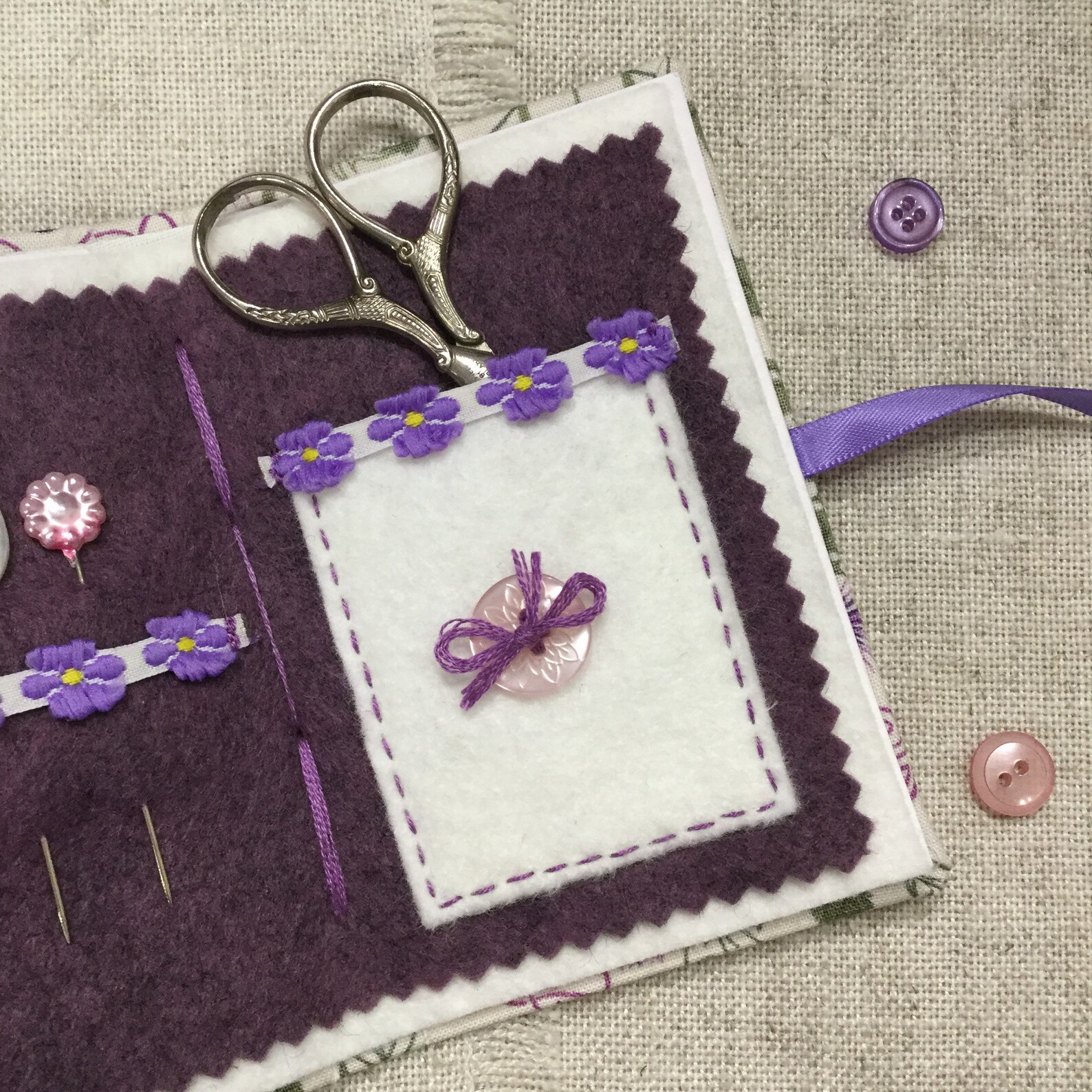 Handmade Needle Case With Scissor Pocket / Lilac Thistle - Etsy