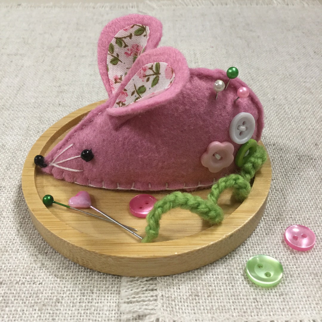 Pin Cushion Mouse / Handmade Pincushion - Etsy UK