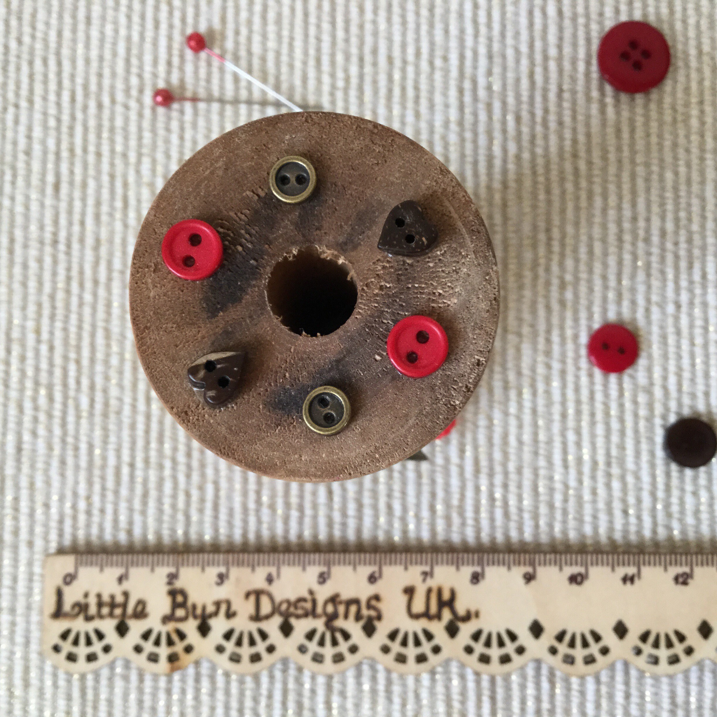 Cotton Reel Scissor Holder With Scissors / Autumn Inspired Design - Etsy