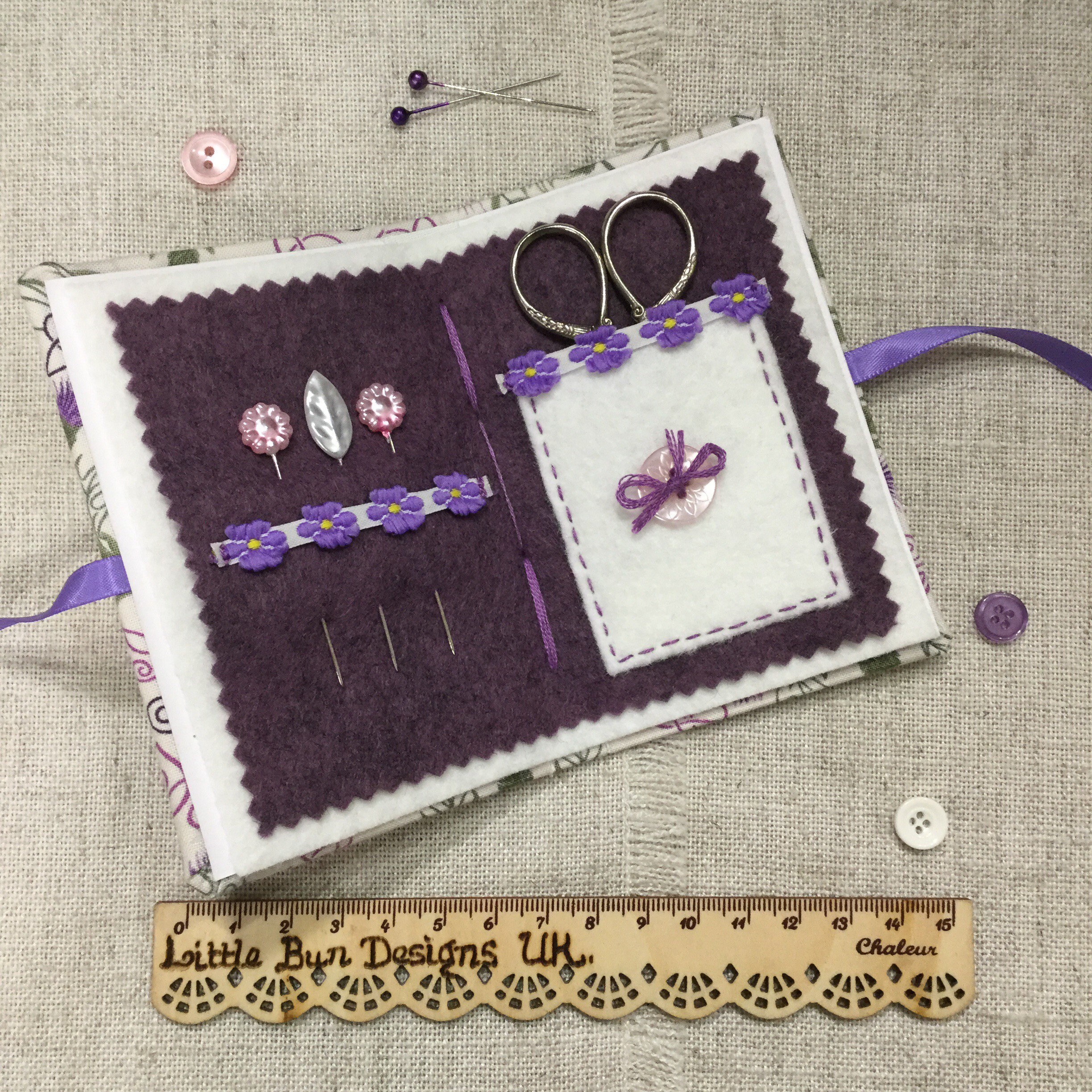 Handmade Needle Case With Scissor Pocket / Lilac Thistle - Etsy