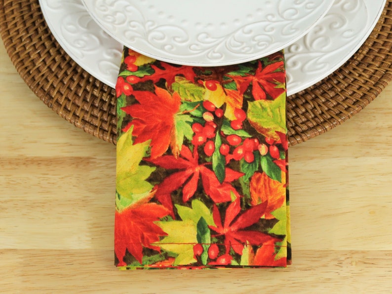 Fall Leaves Cloth Dinner Napkins Fall Foliage & Berries | Etsy