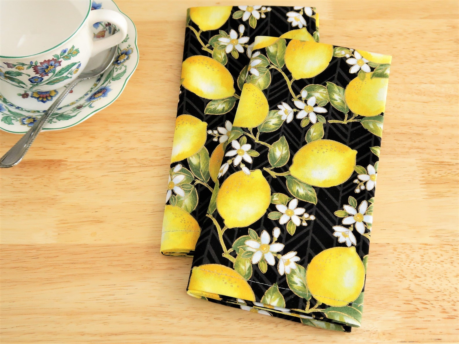 Lemon Cloth Dinner Napkins: Lemons on Black - Citrus Table Decor - Set ...