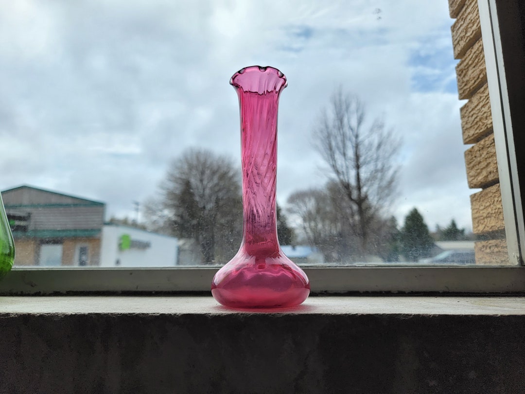 Pilgrim Cranberry Bud Vase, MCM Vintage Pink Glass - Etsy