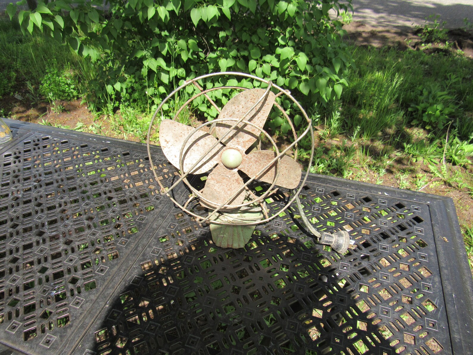 Vintage 1940's Art Deco Fan, ZIP, Manufactured by Kwikaray Co. St Louis ...