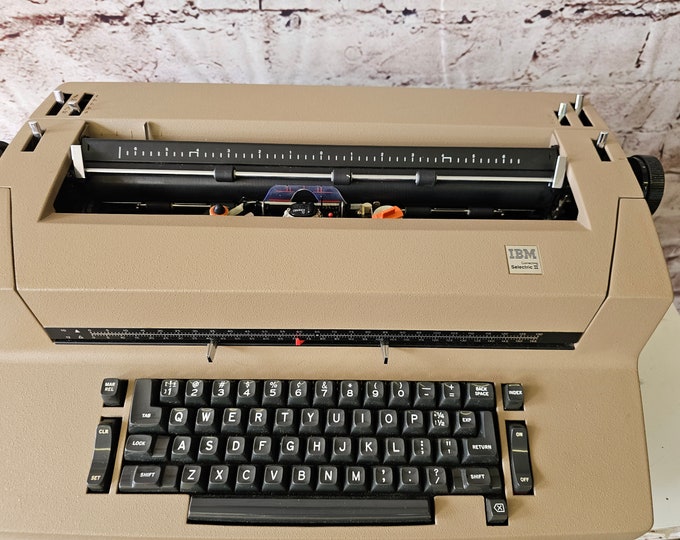 VINTAGE Authentic IBM Selectric Ii 2, Correcting Typewriter W/cover ...