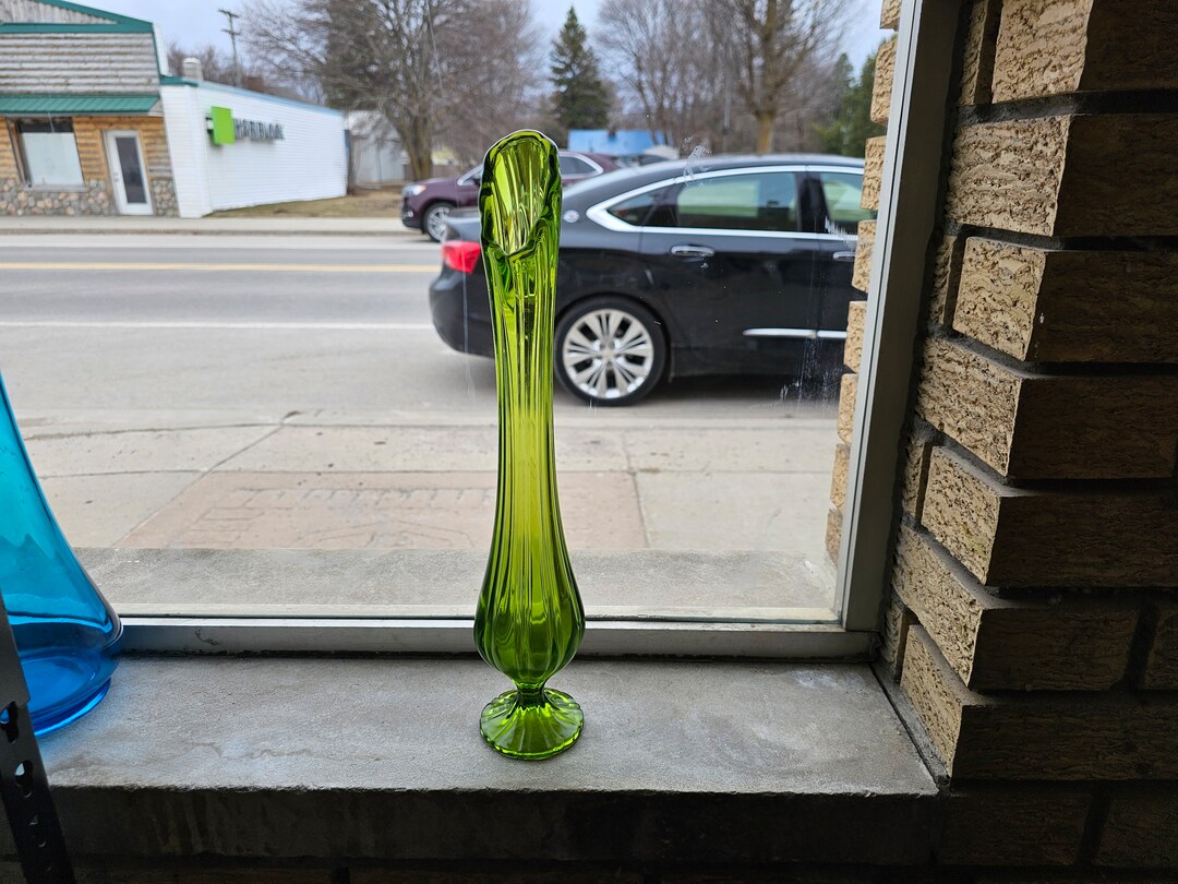 Vintage LE Smith Bittersweet Swung Bud Vase, MCM, Art Glass, Mid ...