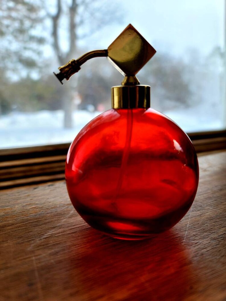 Vintage Atomizer Round Red Perfume With Art Deco Square Spray - Mid ...