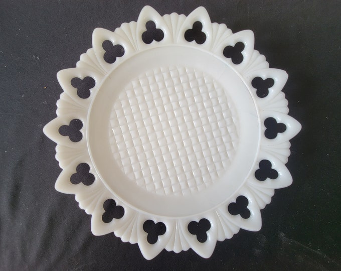 Kemple Shell and Club White Milk Glass Lattice Center Plate - Etsy