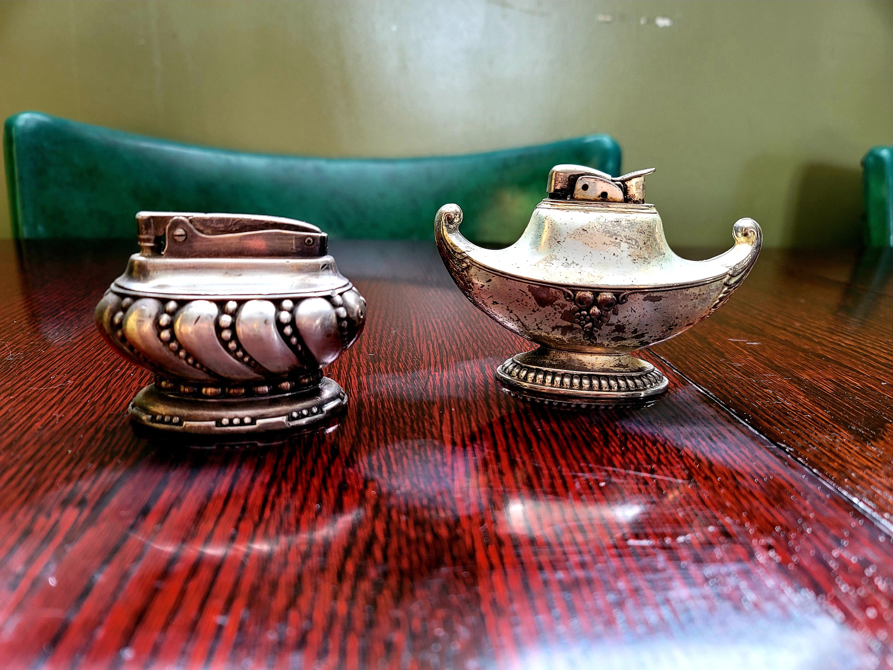 Vintage Table Lighters -evans Genie Lamp - Ronson Silver Plate Table ...