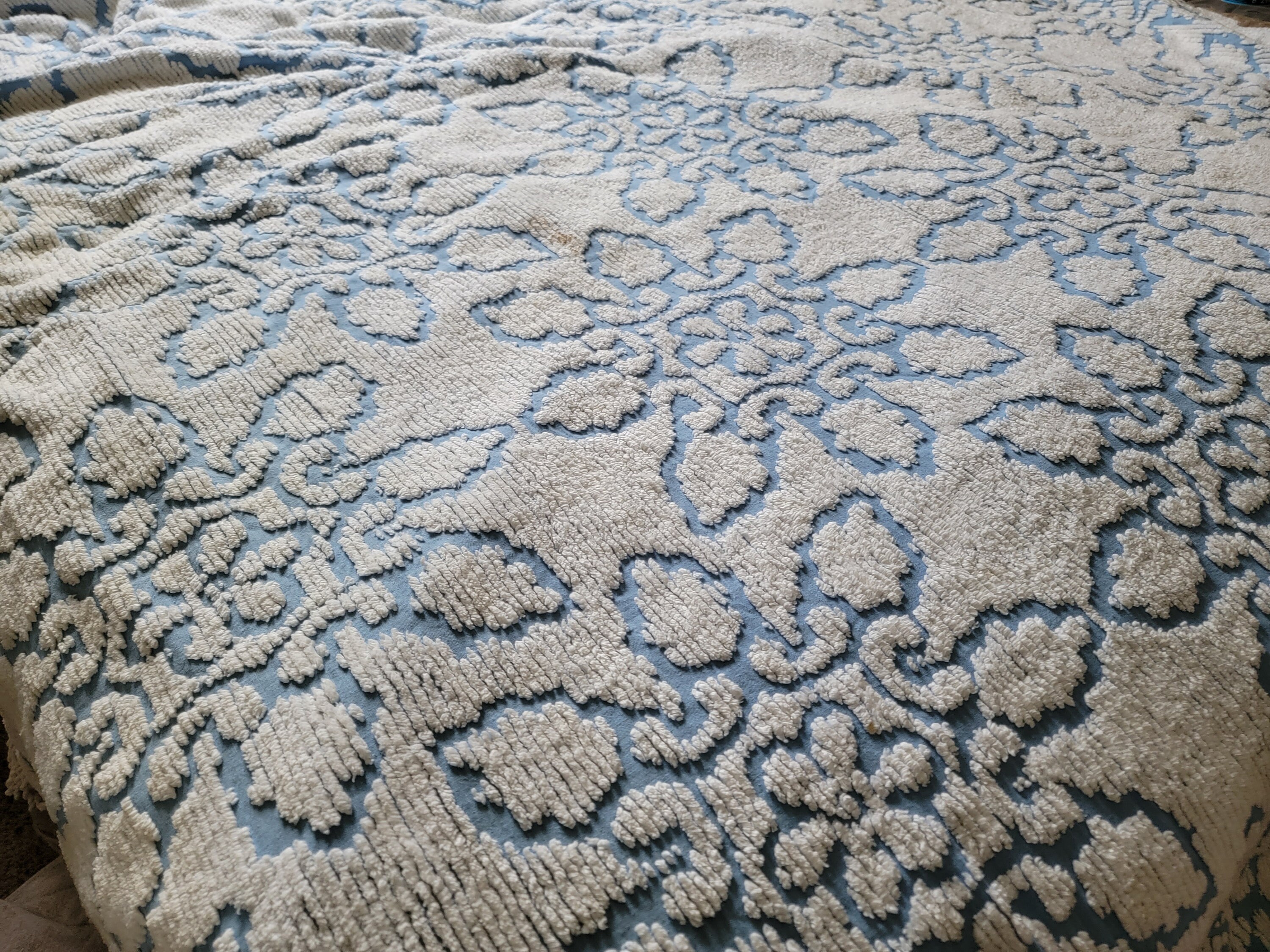 Vintage Cornflower Blue & White Chenille Bedspread Fluffy 100% Cotton ...