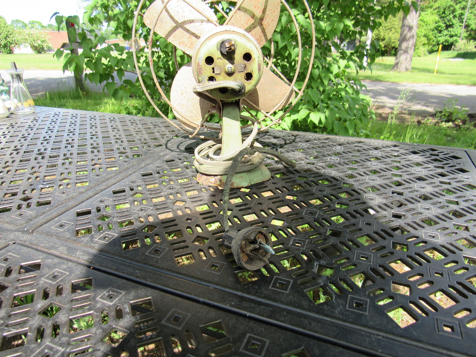 Vintage 1940's Art Deco Fan, ZIP, Manufactured by Kwikaray Co. St Louis ...