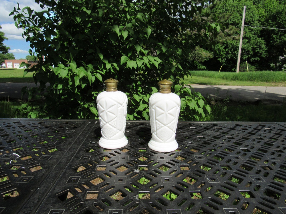 Vintage Milk Glass Salt and Pepper Shakers, Vintage Milk Glass, Vintage ...