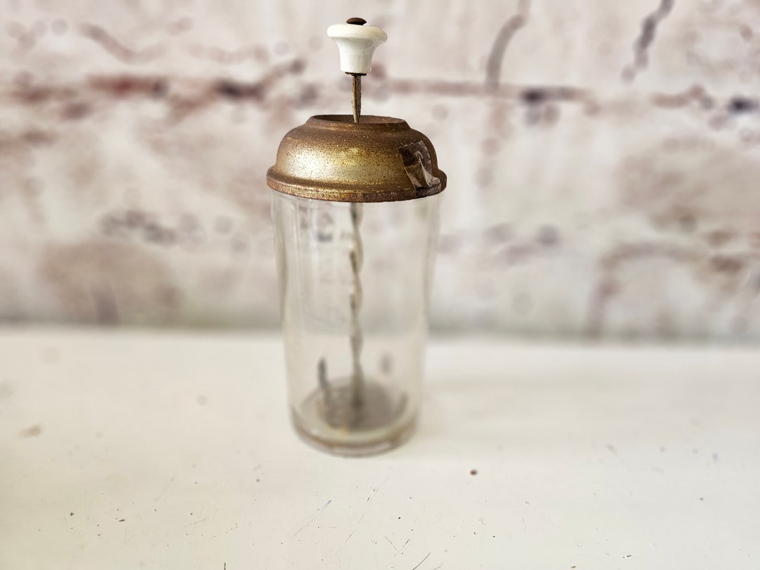 Vintage Roberts Lightning Mixer, Glass With Metal Top and Porcelain ...