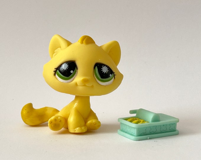 LPS Sitting Cat #920 With Small Accessorie | Littlest Pet Shop ...