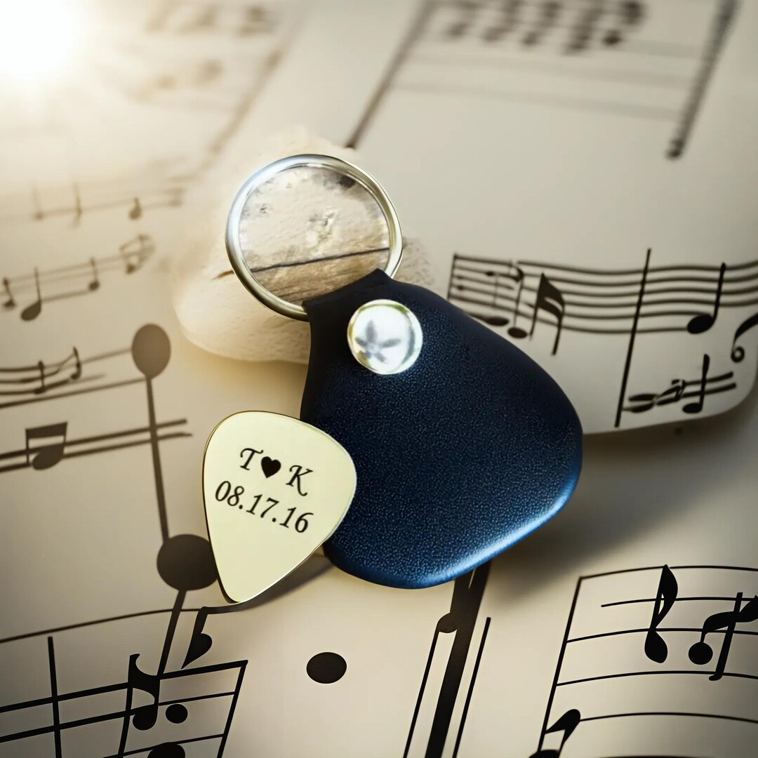 Custom Leather Guitar Picks Case, Personalized Guitar Pick Case Storage ...