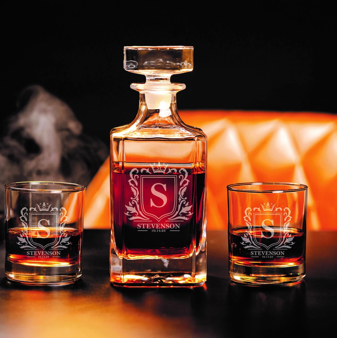 Custom Engraved Whiskey Decanter and Glasses Set, Liquor Gift - Etsy
