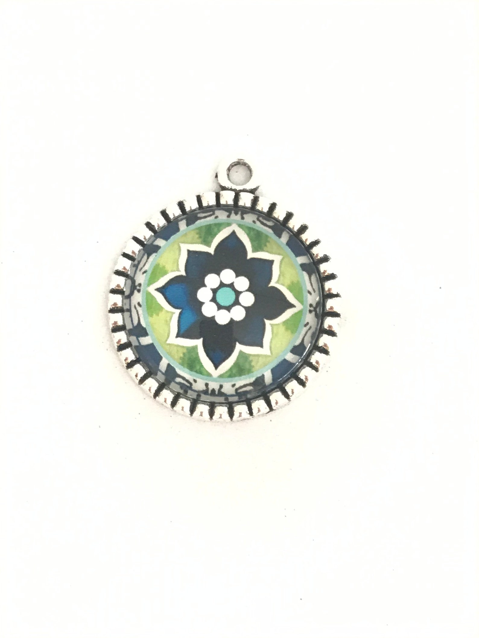 Round Glass Tile Pendant, Kaleidoscope Pendant, Green Flower Pendant ...
