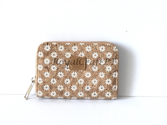 Cork Wallet Vegan Wallet Cork Bag Womens Eco friendly Wallet With Place for Cards and Coins Daisy Flower Pattern Portuguese Cork Wallet Etsy UK