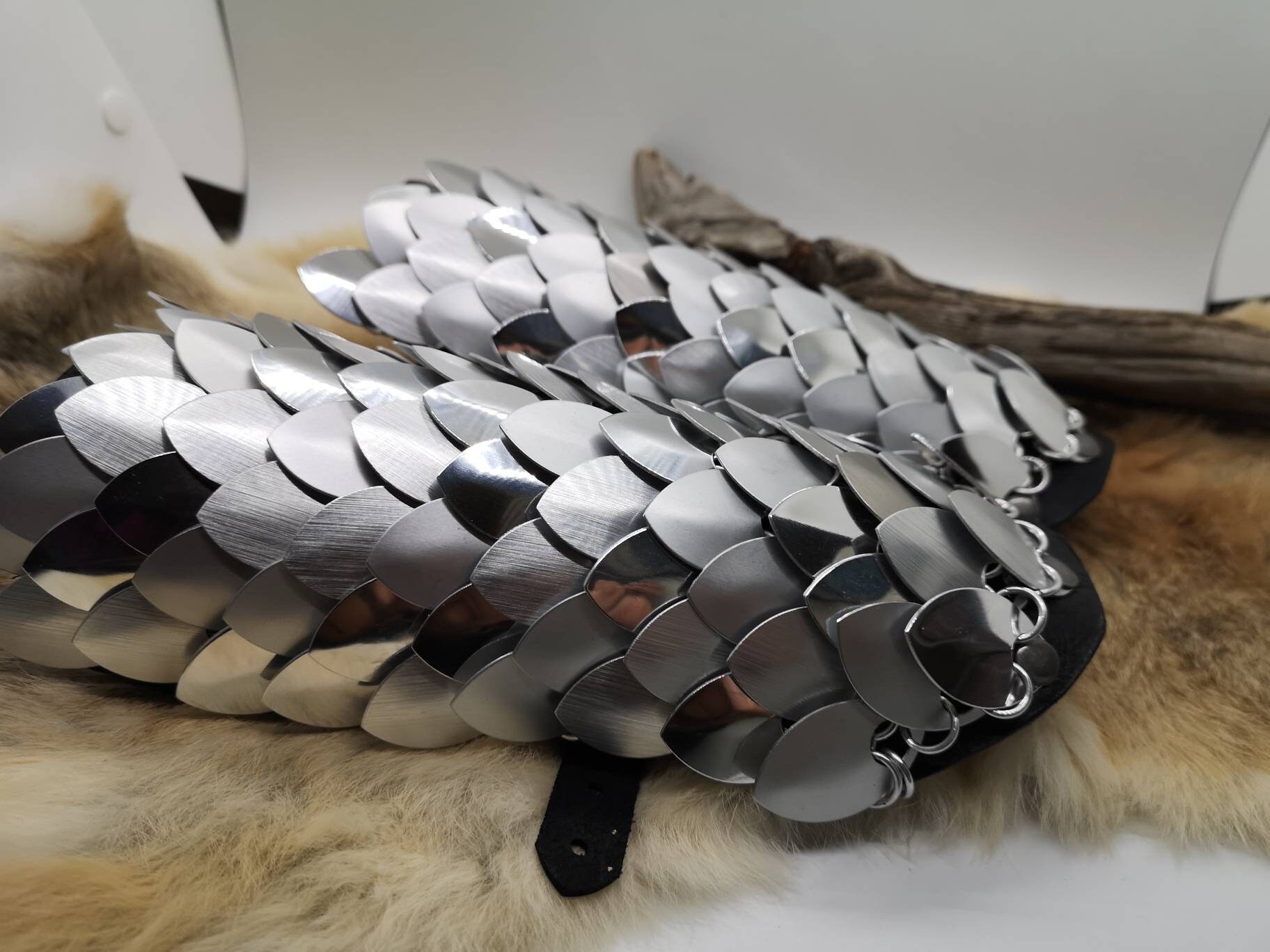 Made to Order Scalemail Leather Bracers Chain and Scale - Etsy Canada