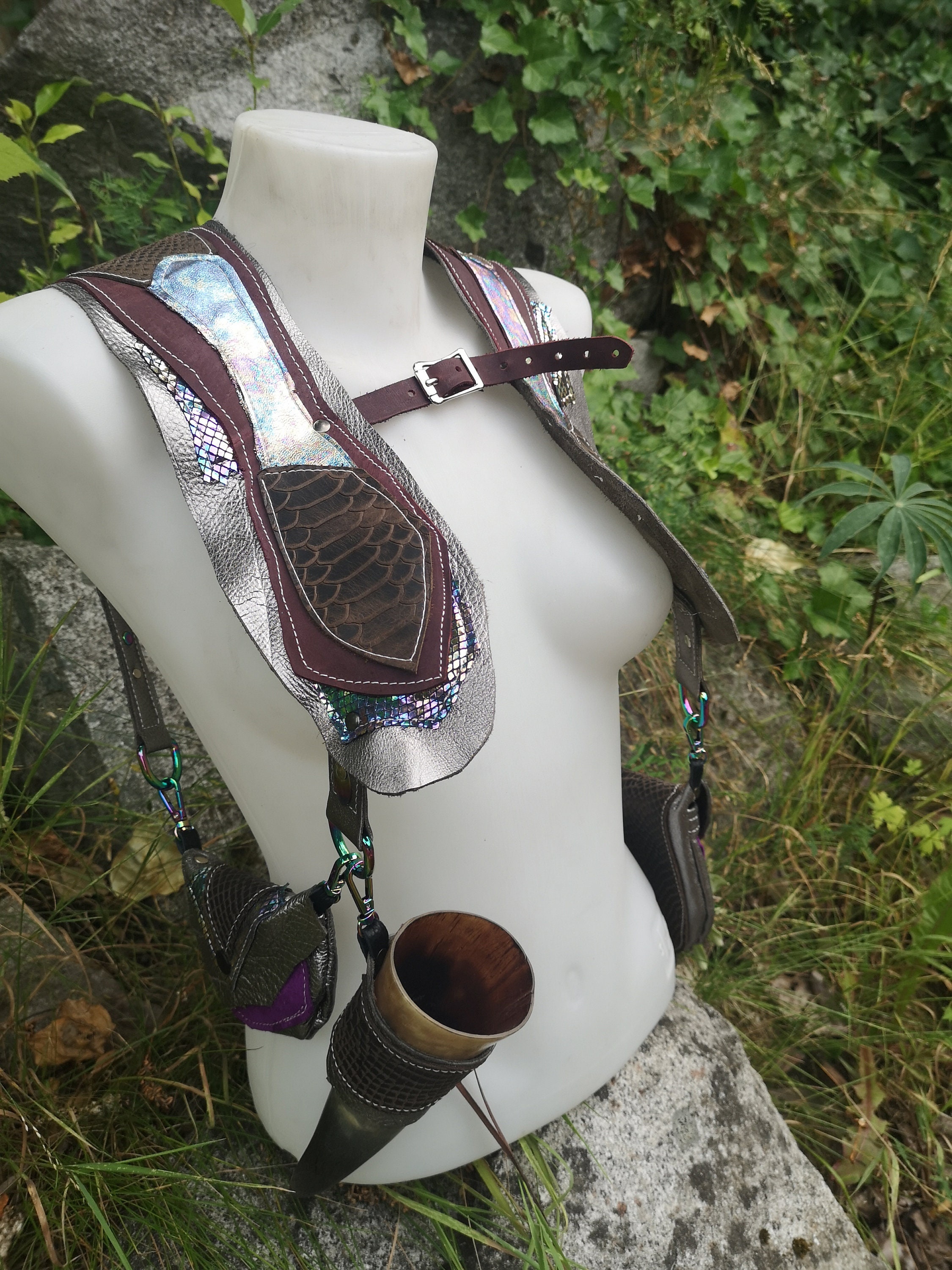 Dragonscale Leather Holster Vest – Scalemail, Pockets, LARP, Cosplay - Etsy