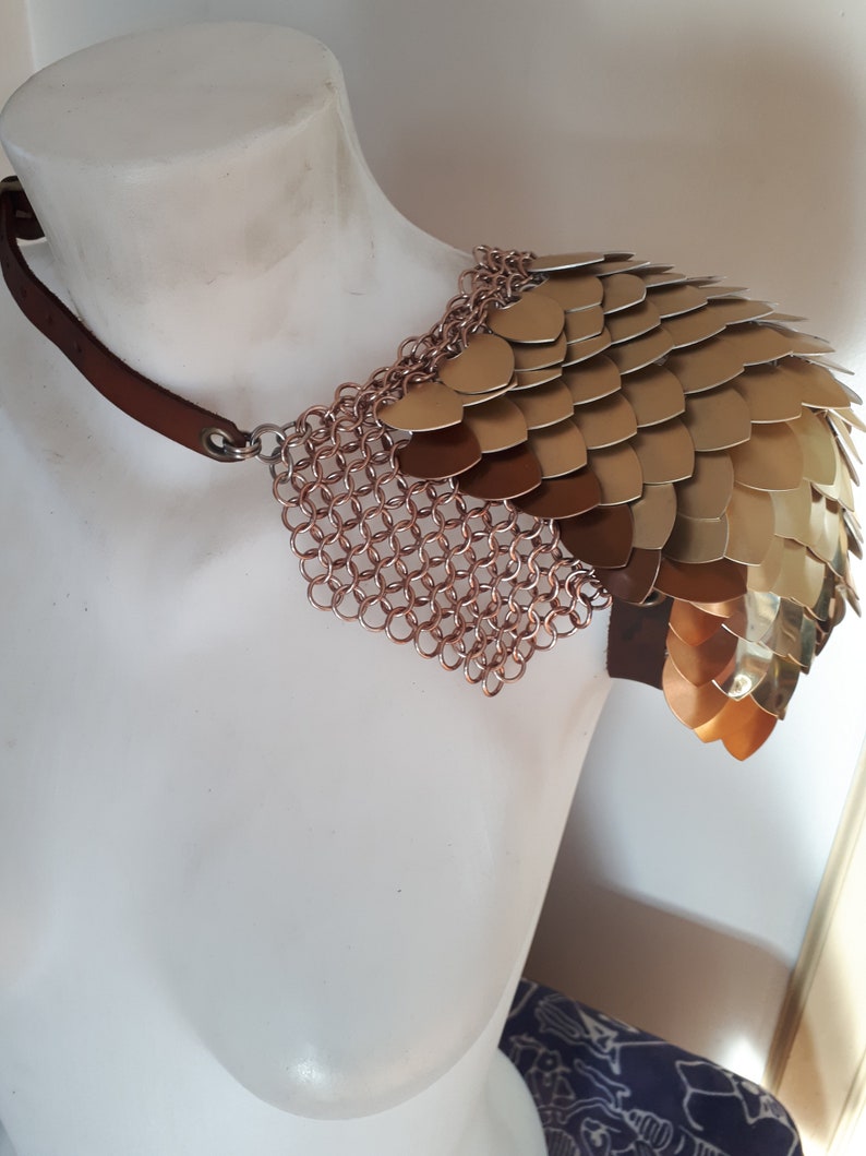 Scalemail Pauldron Single Shoulder Dragonscale Armor Made - Etsy