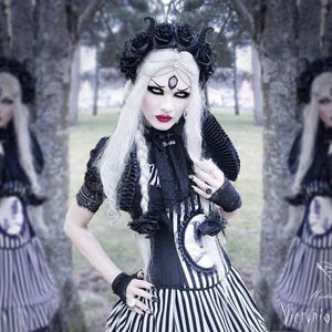 Black Elizabethan Renaissance Medieval Ruff Neck Collar Decorated With ...