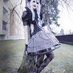 Black Elizabethan Renaissance Medieval Ruff Neck Collar Decorated With ...