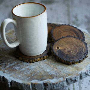 Natural Tree Wood Coasters With Bark & Dark Stain (4-pack) - Etsy