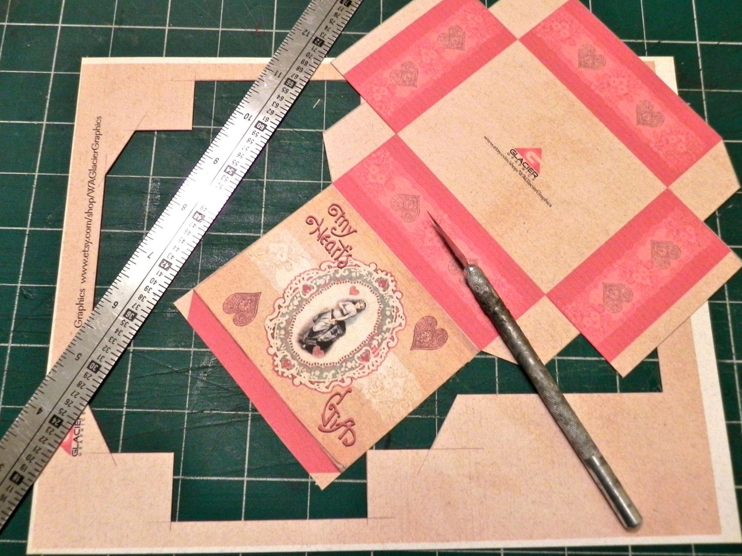 Valentine Gift Box Template DIY Valentine Queen of Hearts Gift | Etsy