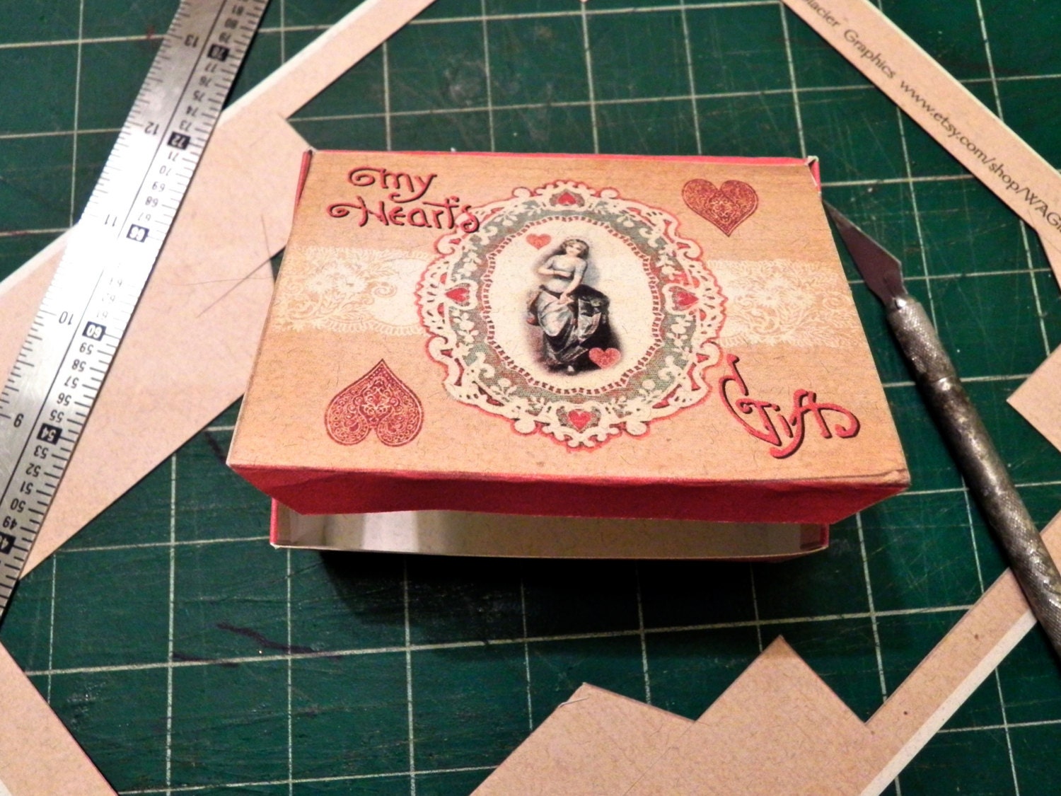 Valentine Gift Box Template DIY Valentine Queen of Hearts Gift | Etsy
