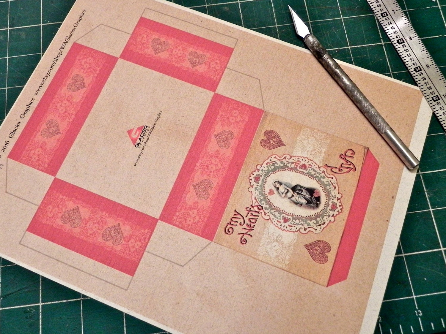 Valentine Gift Box Template DIY Valentine Queen of Hearts Gift | Etsy