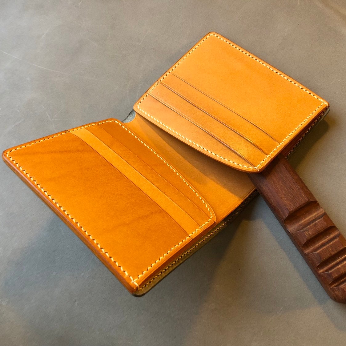 Vertical Bifold Wallet / Full Grain Billfold Wallet - Etsy