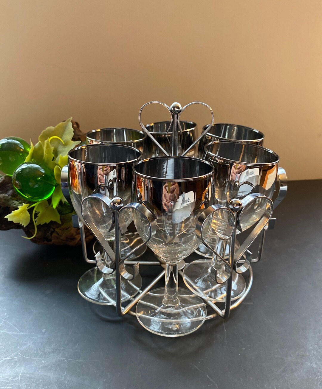 Dorothythorpe Style Wine Glasses With Caddy/mid Century Silver Fade ...