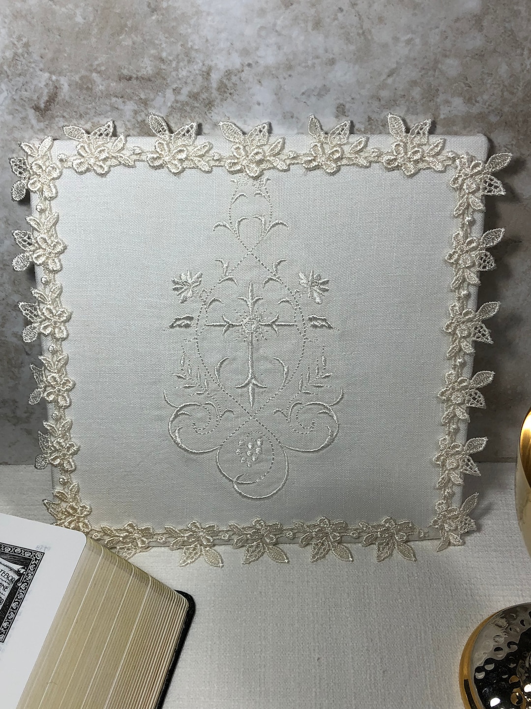 Chalice Pall, 100% Linen, White Embroidery, Lace Trim - Etsy