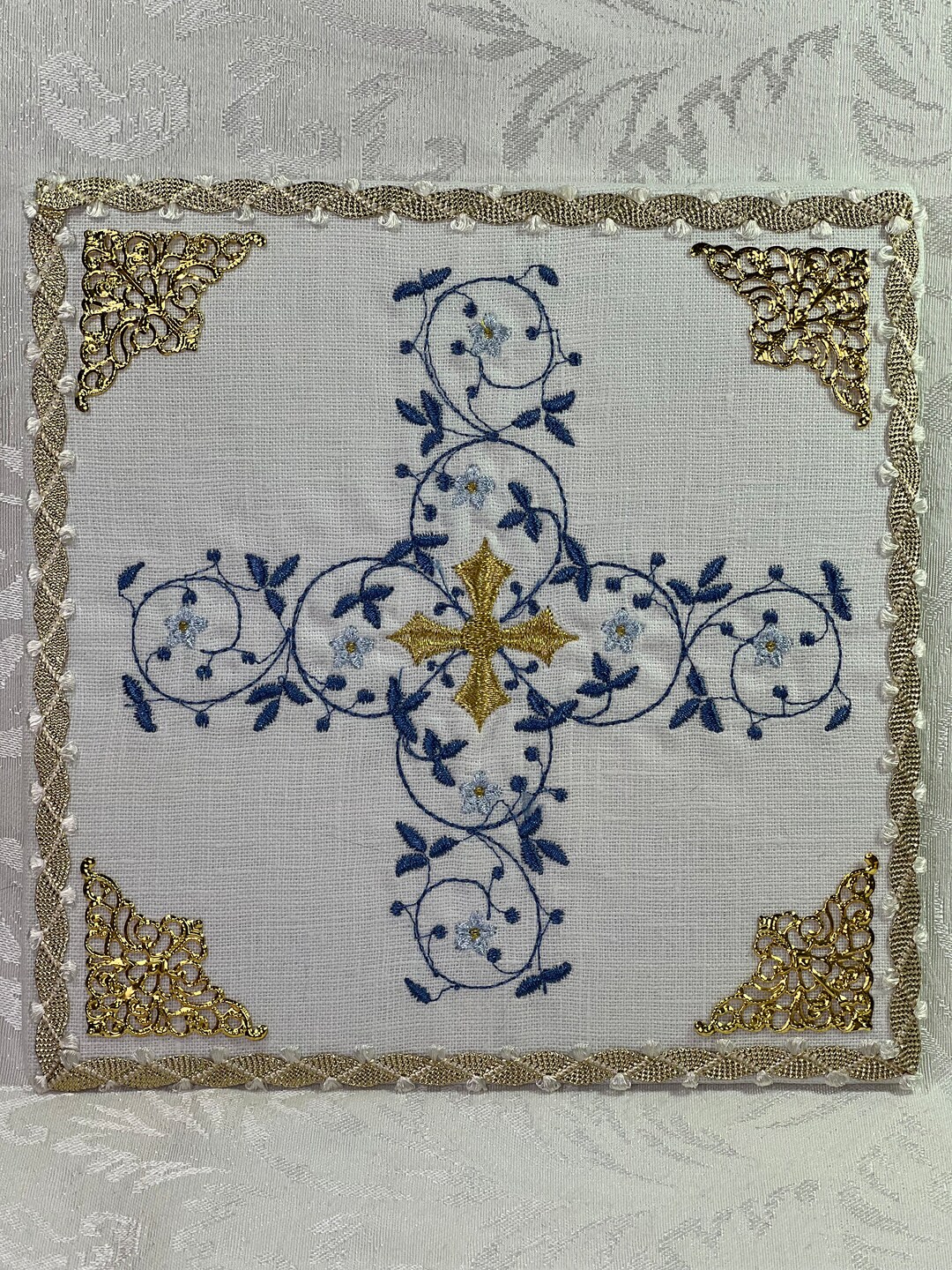White Chalice Pall 7, Linen, Metallic Details, Blue Embroidery - Etsy