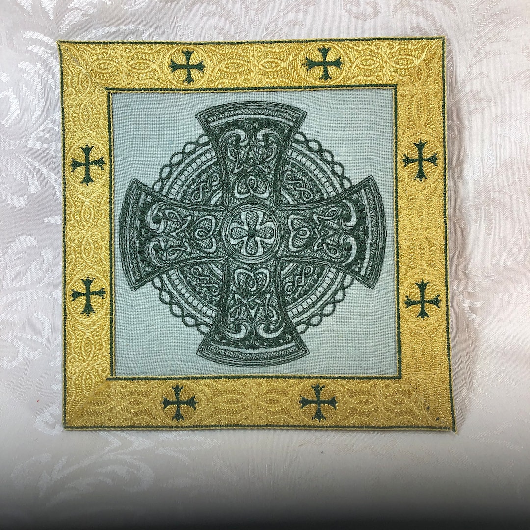 Chalice Pall, Green Linen, Ecclesiastical Trim, Green Embroidered ...