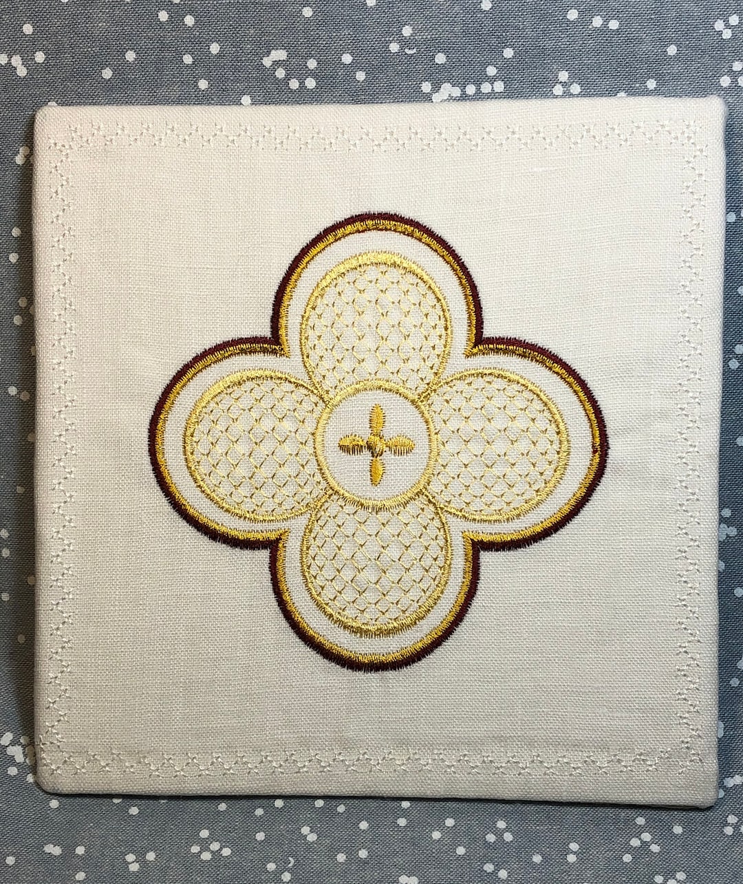 Chalice Pall, 100% Linen, Gold & Maroon Embroidery - Etsy