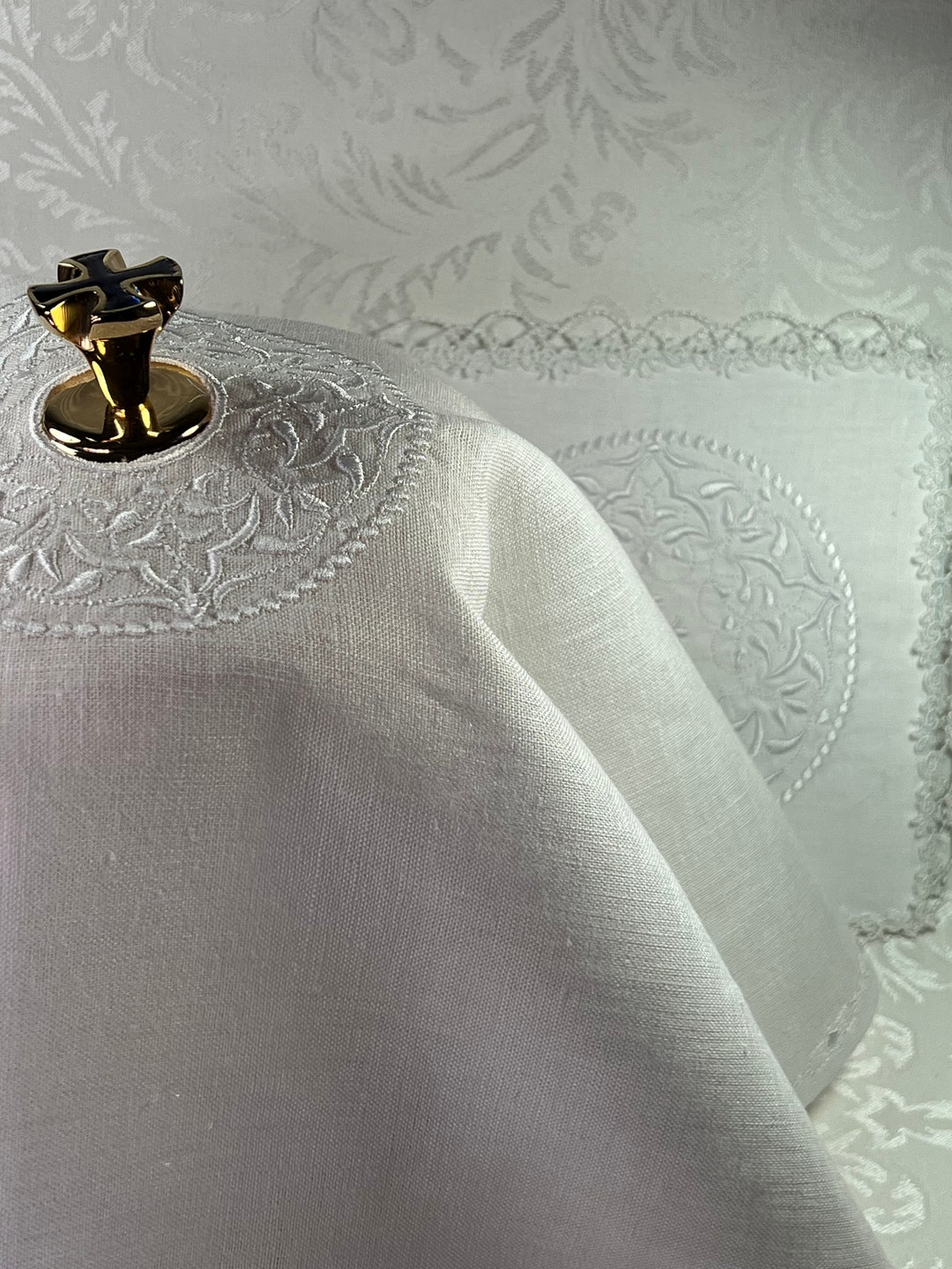 24" Veil and Pall: Set, 100% Linen, Embroidered White on White - Etsy