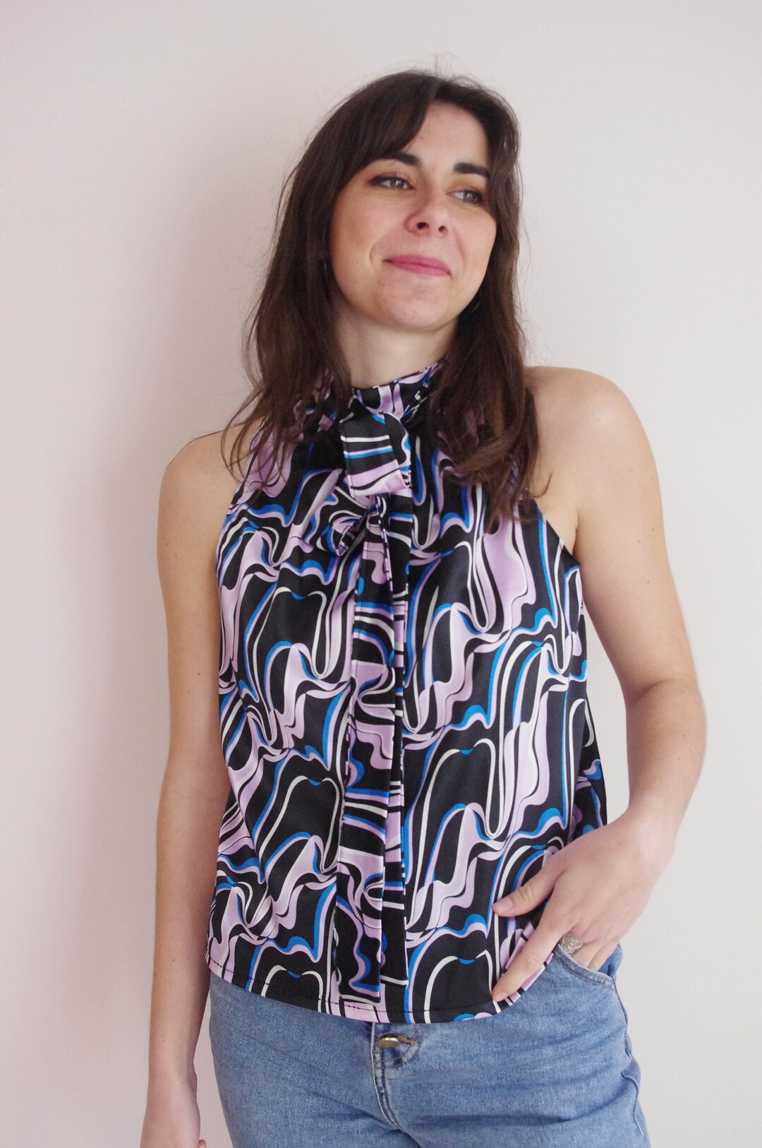Retro Printed Flowing Top, Knotted at Collar. American Armholes - Etsy