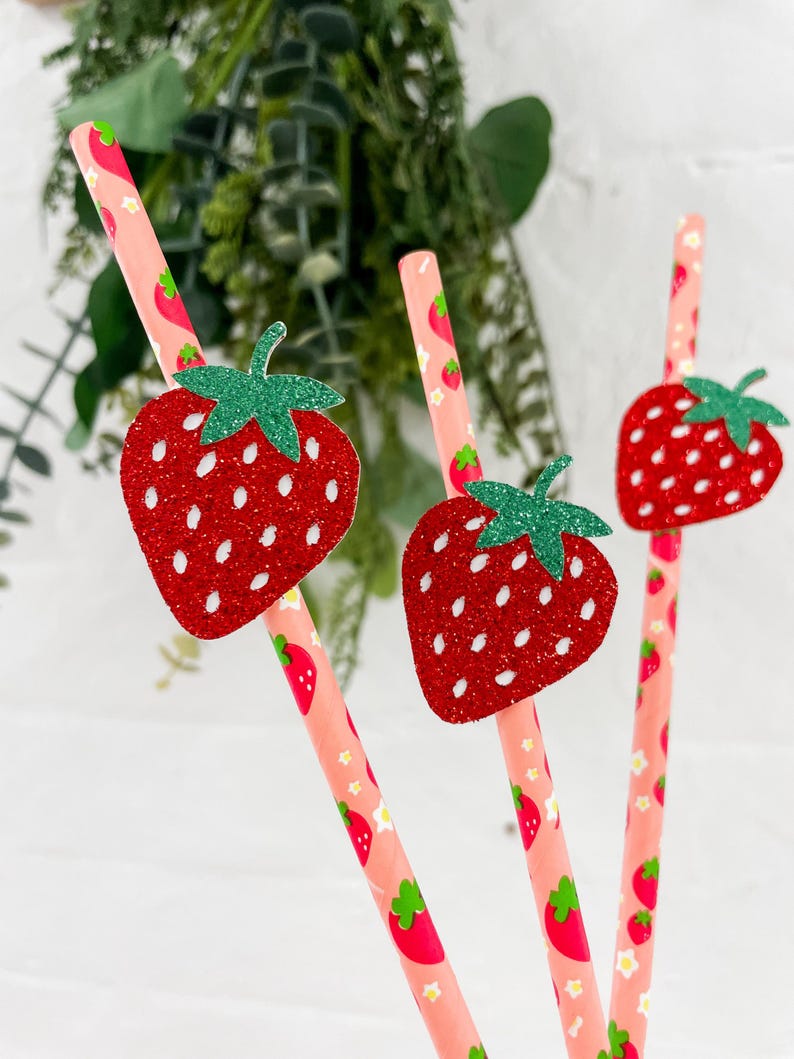 X10 Strawberry Paper Straws - Red and Green - Fruit Birthday Berry ...
