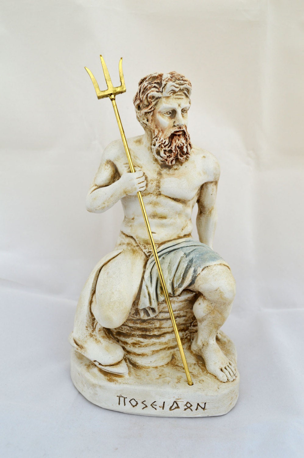 Concrete Poseidon Head Statue with Tillandsia Usneoides - Air plant Kit ...