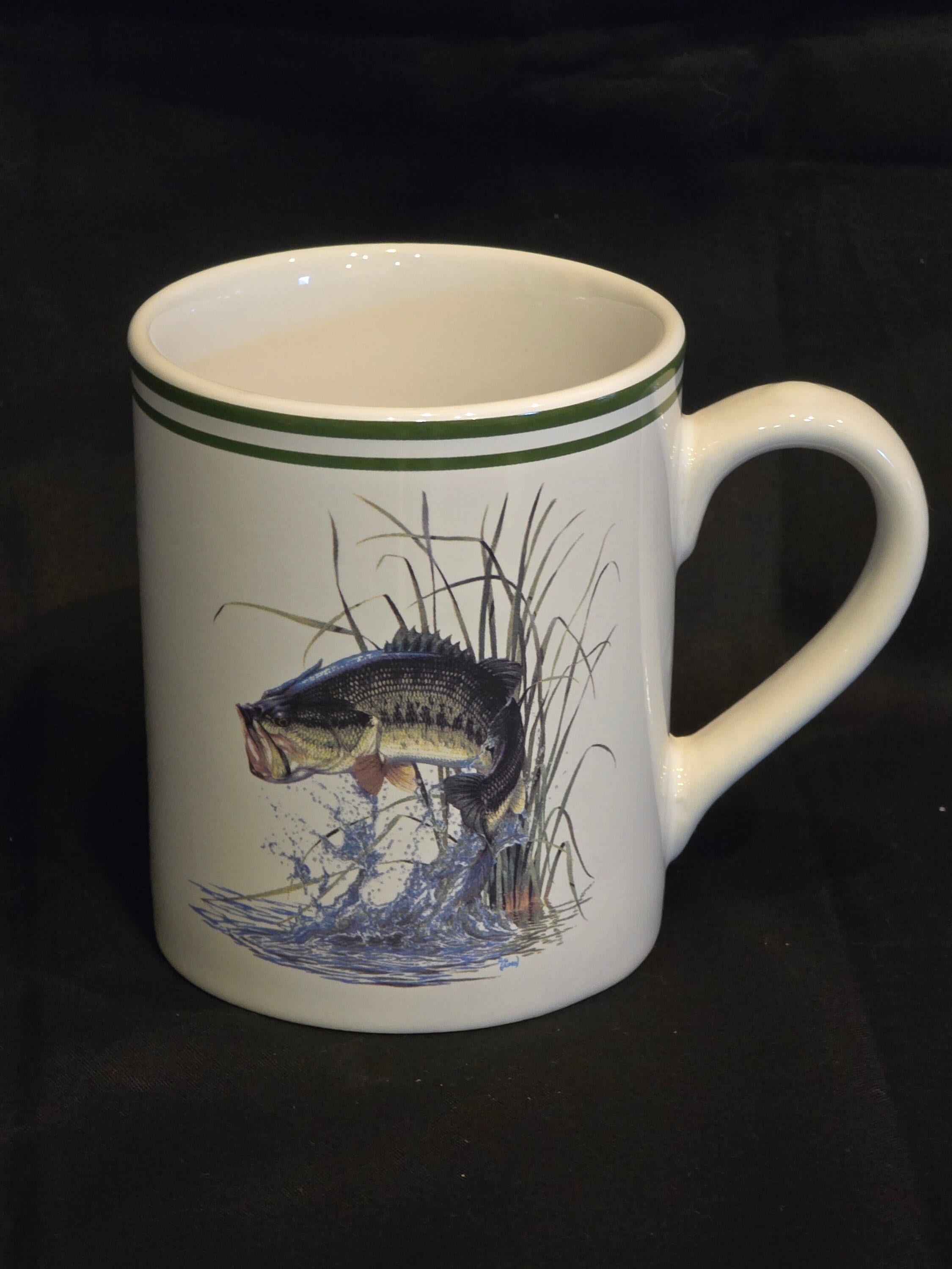Bass Pro Shop Largemouth Bass Coffee Mugs, Excellent Condition. Design ...