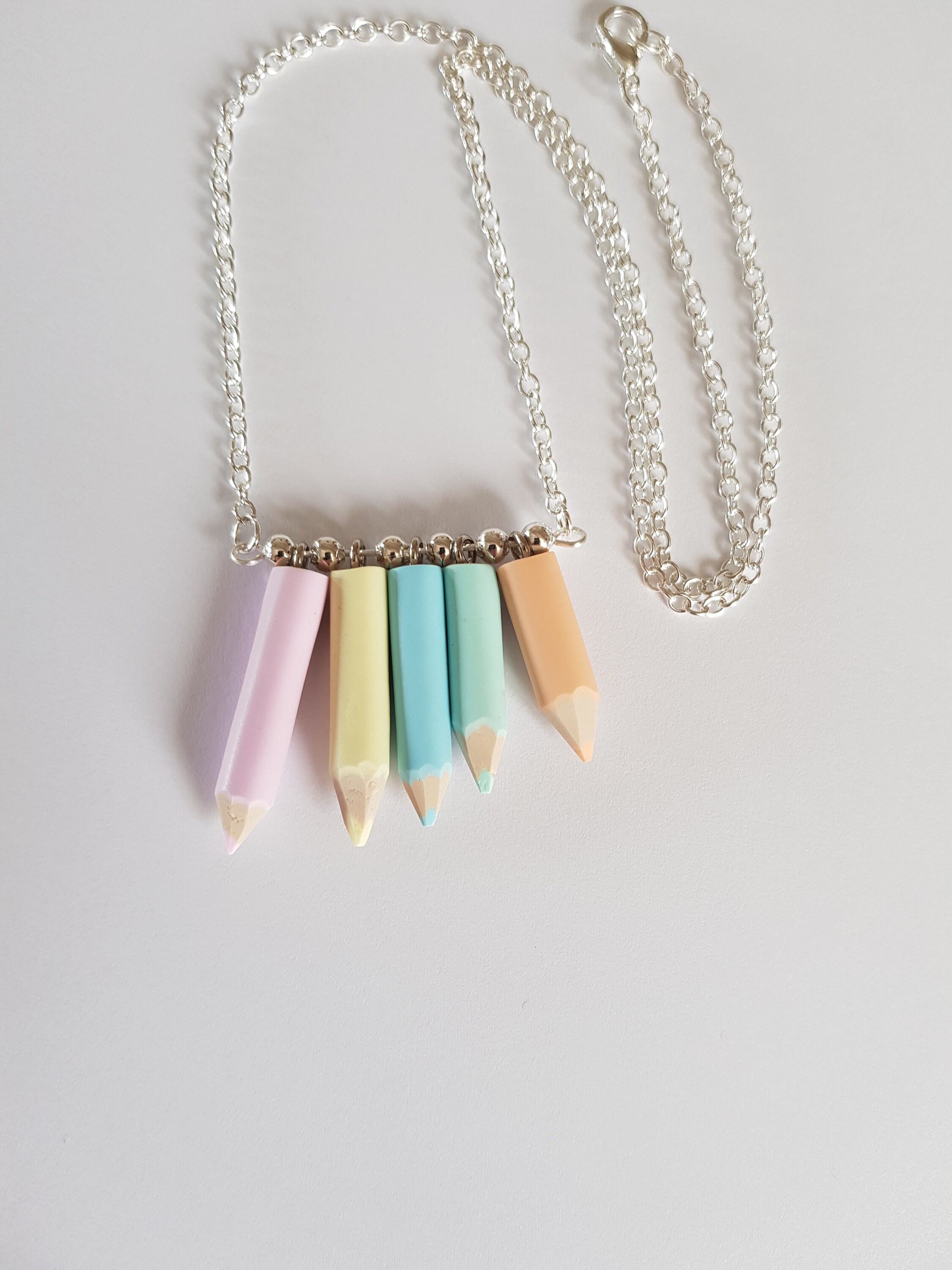 Lápices de collar de colores pastel tallados multicolor | Etsy