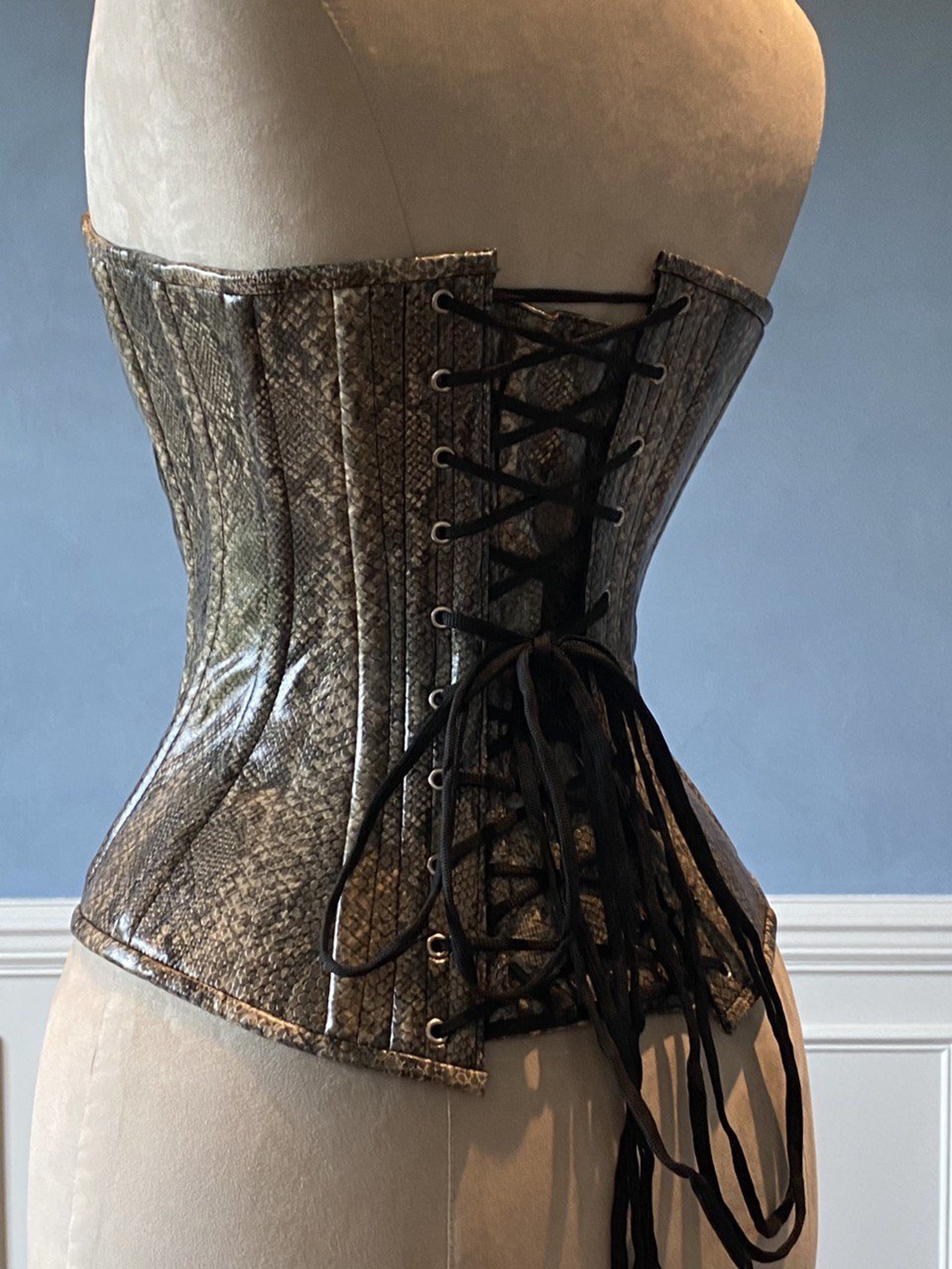 Historical Snake Corset: Edwardian Overbust Corset. Steelbone | Etsy