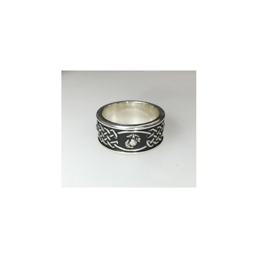 Beautiful Marine Corps Ring Wedding Ring With Eagle Globe and Anchors ...