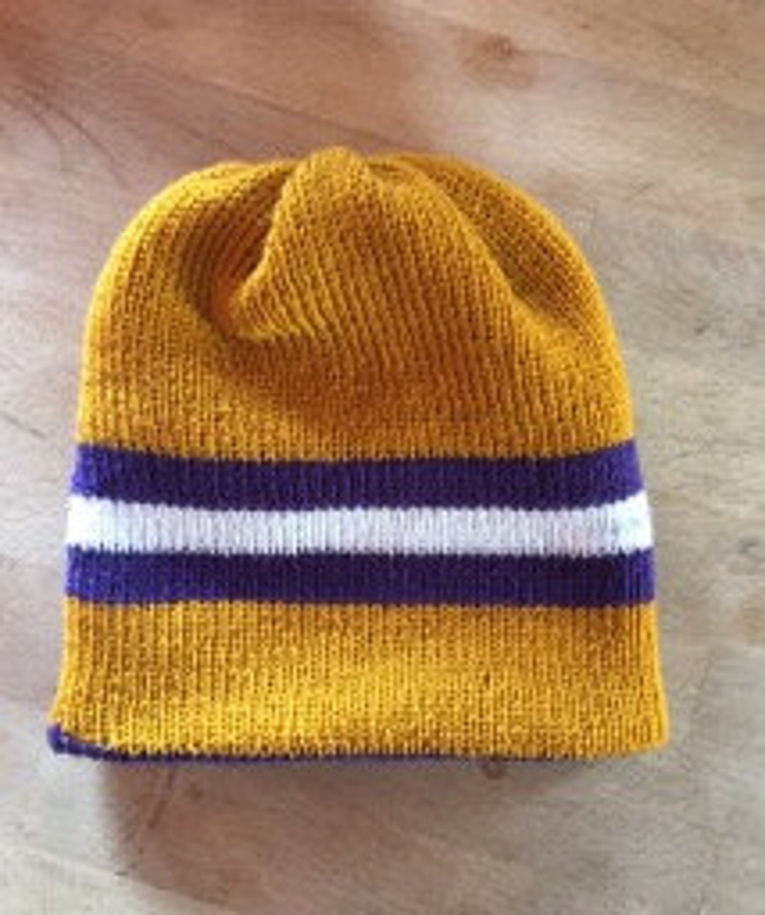 BUMBLEBEE CSM Pattern: Home & Away Reversible Hat Knitting Pattern ...