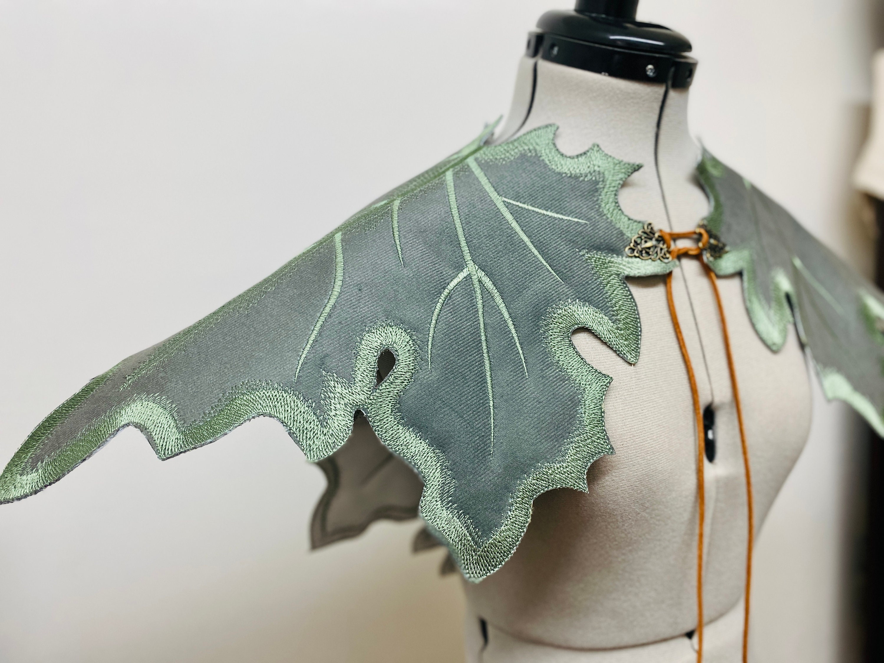 Embroidered Sage Green Elven Leaf Capelet Elven Ranger - Etsy