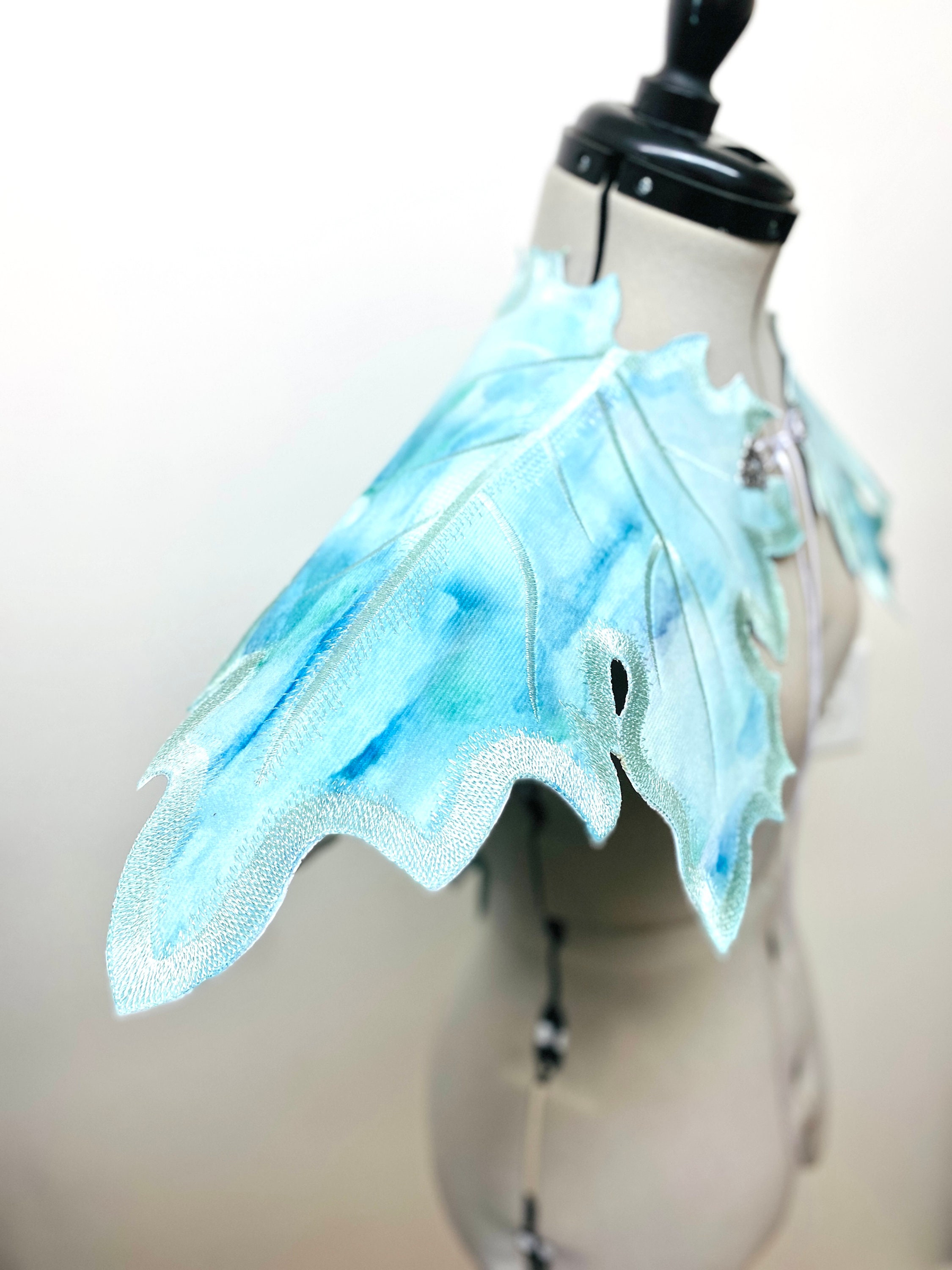 Embroidered Marbled Blue Elven Leaf Capelet Elven Ranger - Etsy