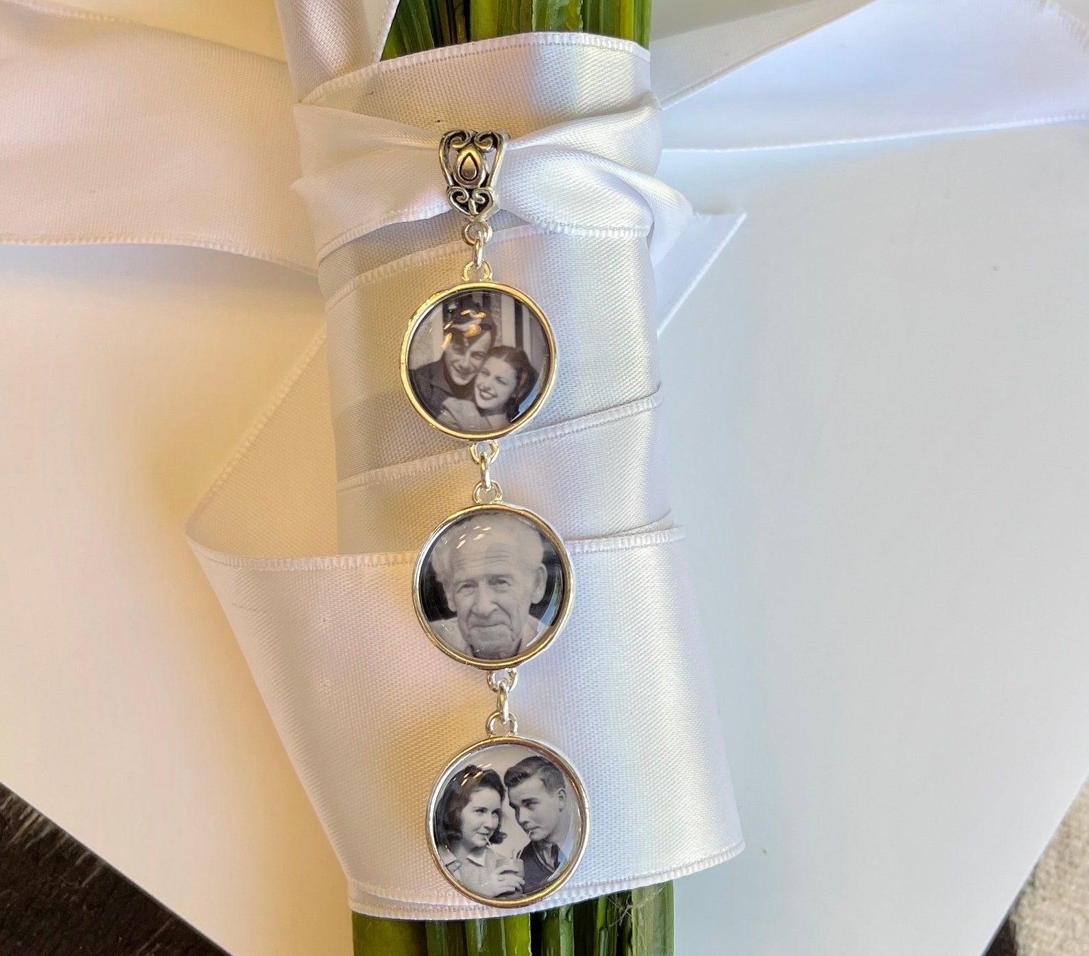 Bridal Bouquet Photo Charm Dangle Set With Sample Words on - Etsy