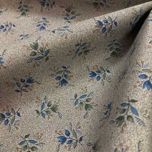 Cotton Reproduction Fabric - Blue Floral Sprigs on Patterned Grey ...